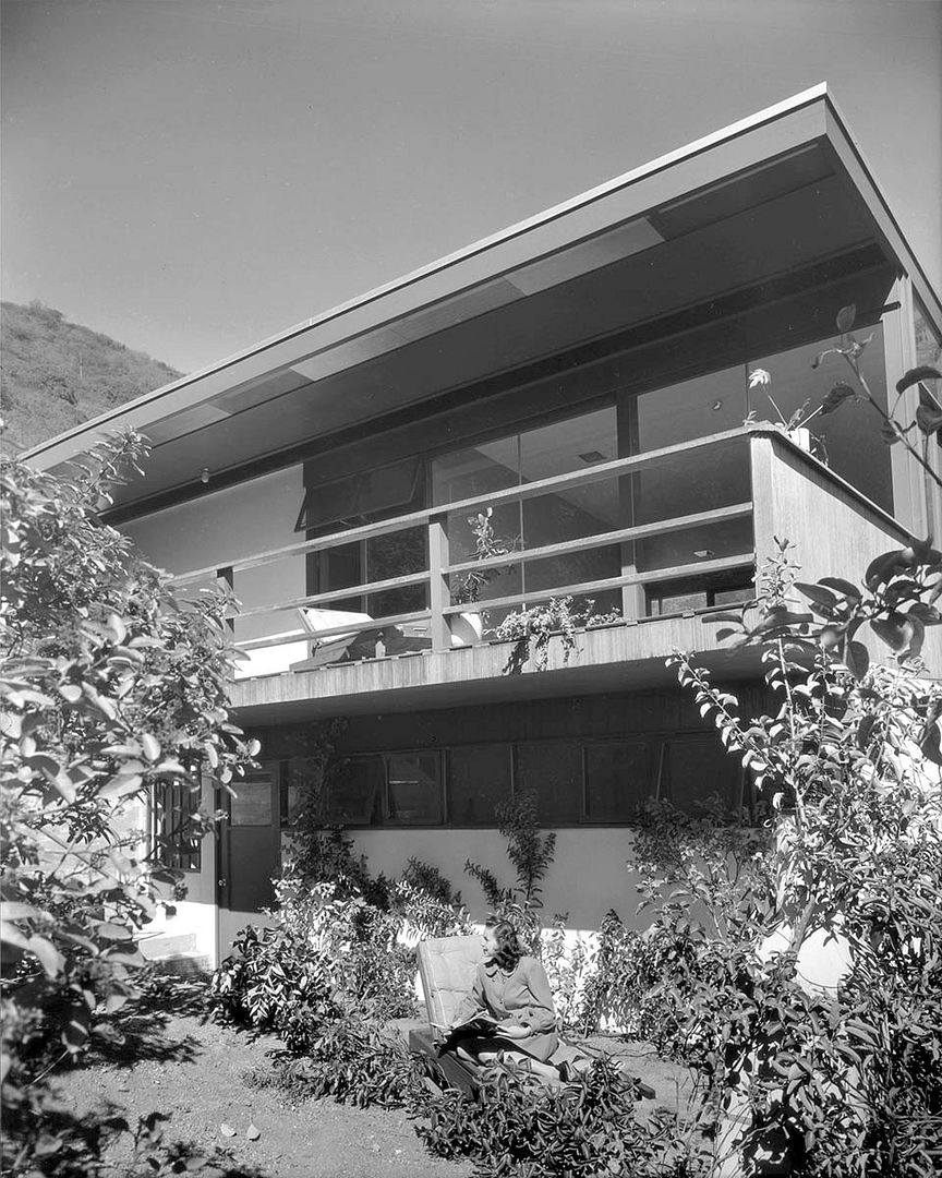 Joseph Sinay House,Beverly Hills. Richard Neutra, 1947 : r/architecture